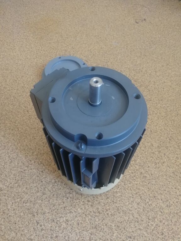 Электродвигатель АОЛ 22-4 аналог, цена в Челябинске от компании ...